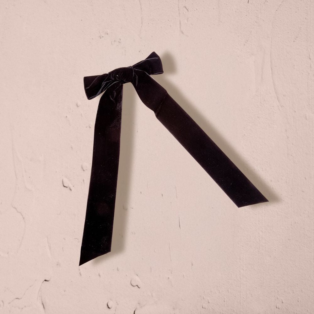 Large Velvet Bow – The Beachwaver Co.